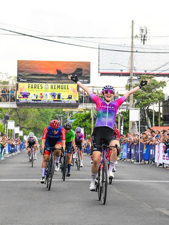 La sottoressa Tomasi ai giovani: «Conciliate studio e ciclismo» - bici.PRO