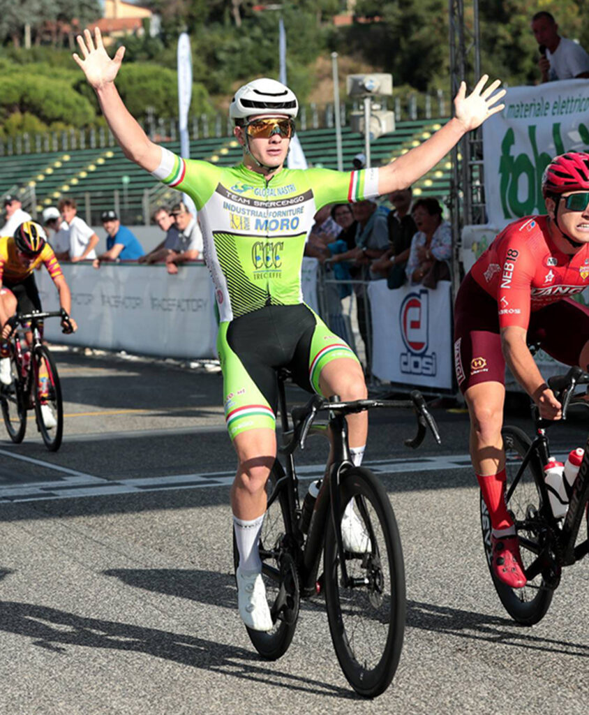 Volate vinte e l'oro europeo nello scratch. Conosciamo Vendramin - bici.PRO