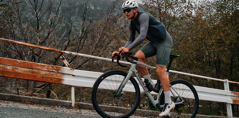 Deda Allroad Carbon, equilibrio e leggerezza - bici.PRO